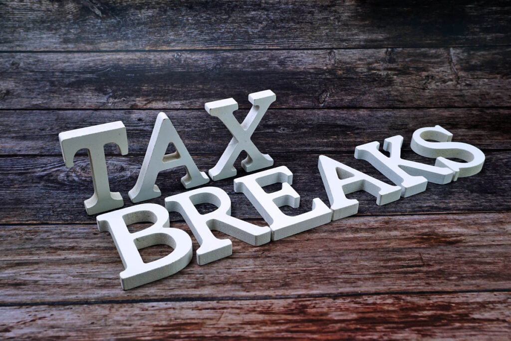 Puerto Rico bill would condition tax breaks on job postings - News is ...